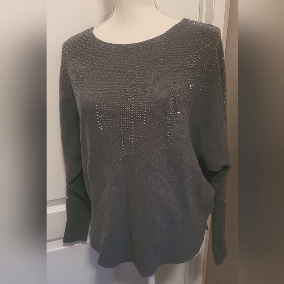 Liv Milano | Sweaters | Euc Liv Gray Rhinestone Sweater Size Large ...
